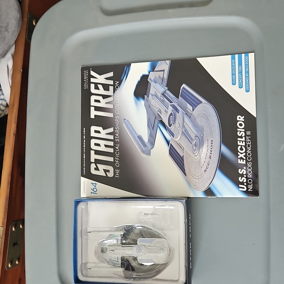 Eaglemoss | Other | Star Trek Model Of Uss Excelsior Nilo Rodis Concept ...